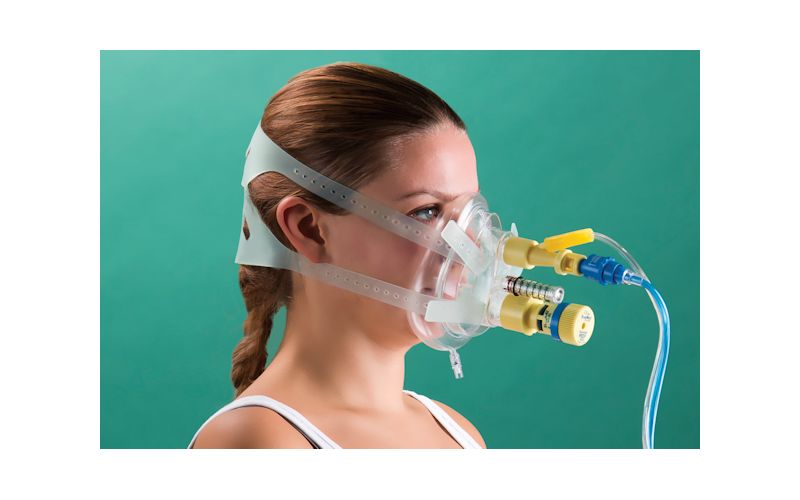 StarMed Ventumask 30 with Venturi flow driver for CPAP therapy