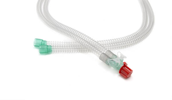 Smoothbore paediatric circle breathing systems